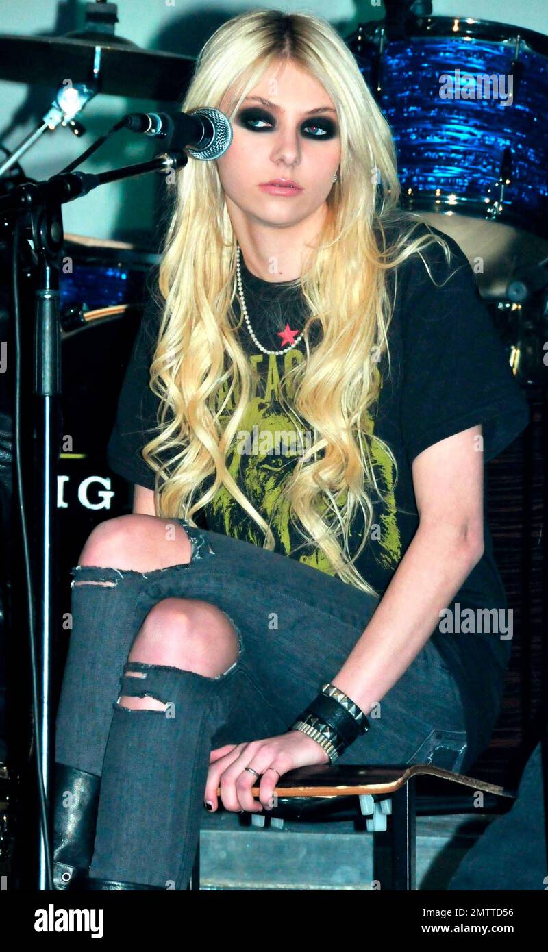 Taylor Momsen arrives to BMI's Industry Insider event "How I Produced ...