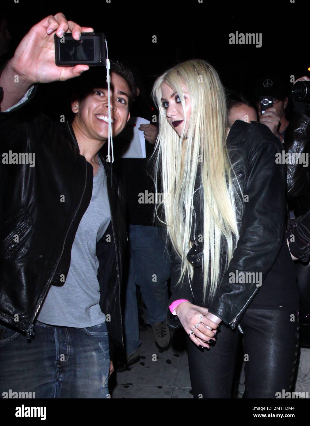 Wearing A Black Leather Outfit Rocker And Gossip Girl Star Taylor