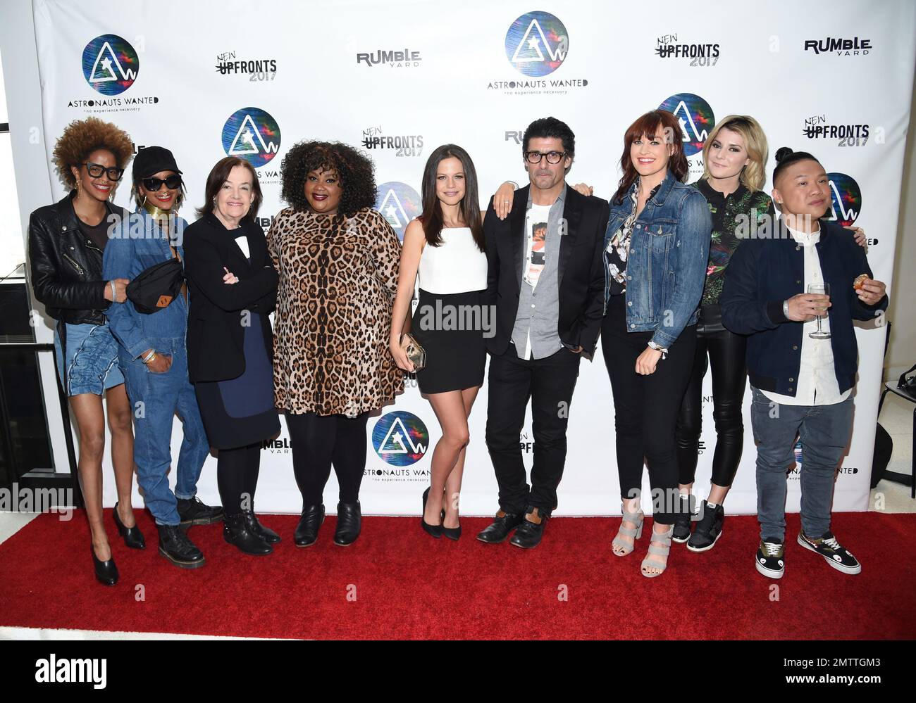 Corianna Dotson, left, Brianna Dotson, Judy McGrath, Nicole Byer ...