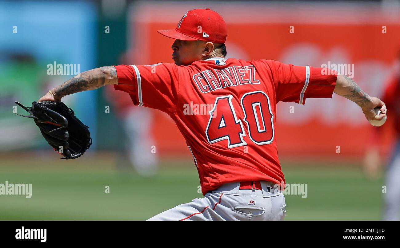 Los Angeles Angels pitcher Jesse Chavez works against the Oakland ...