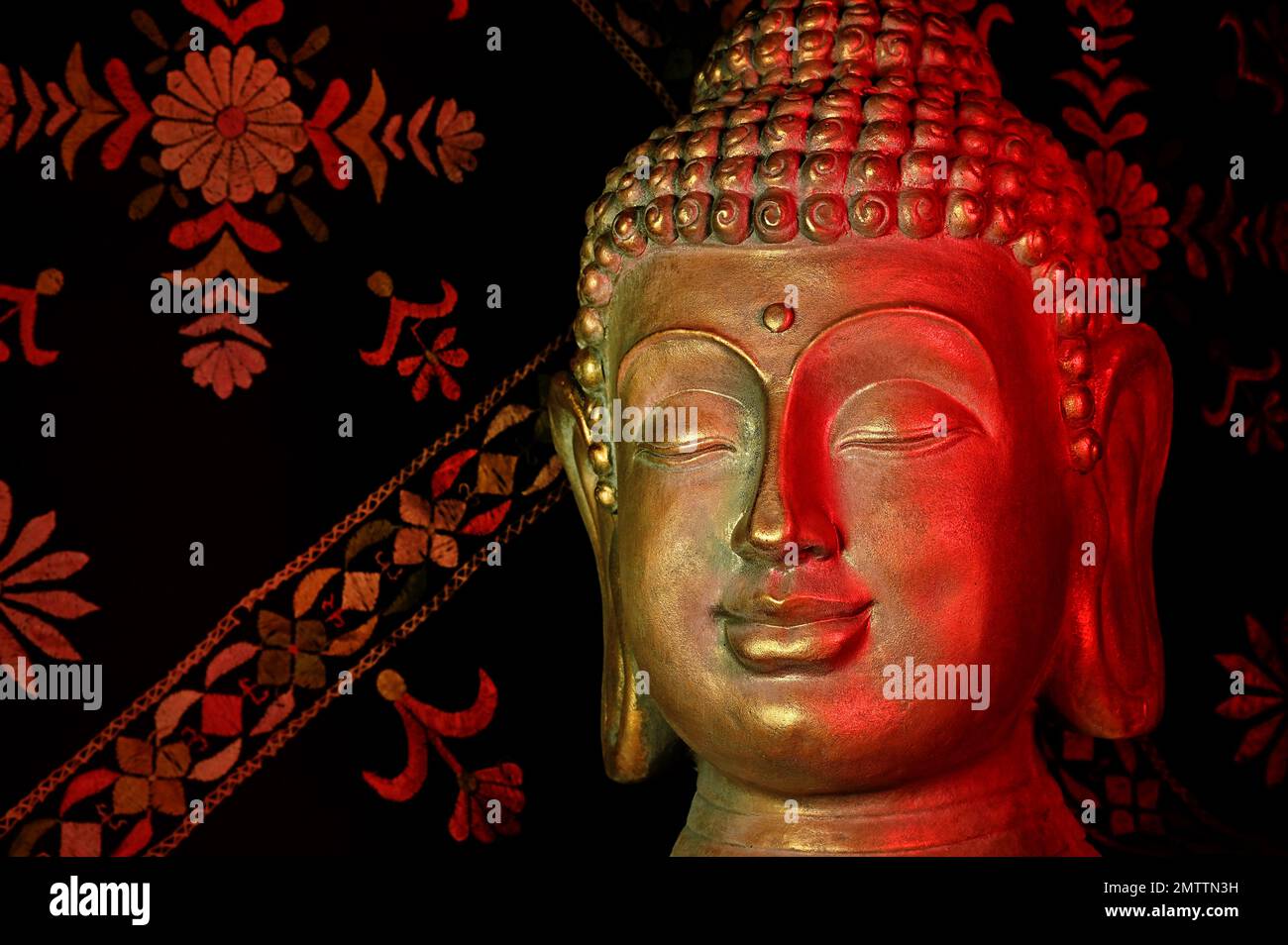 Lord Buddha statue-head transmits tranquillity and peace of mind. To watch at all times of the ...