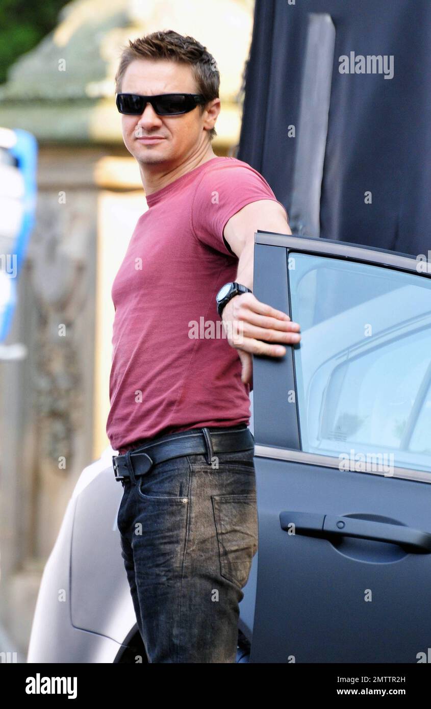 Jeremy renner on the set of the avengers hi-res stock photography and ...