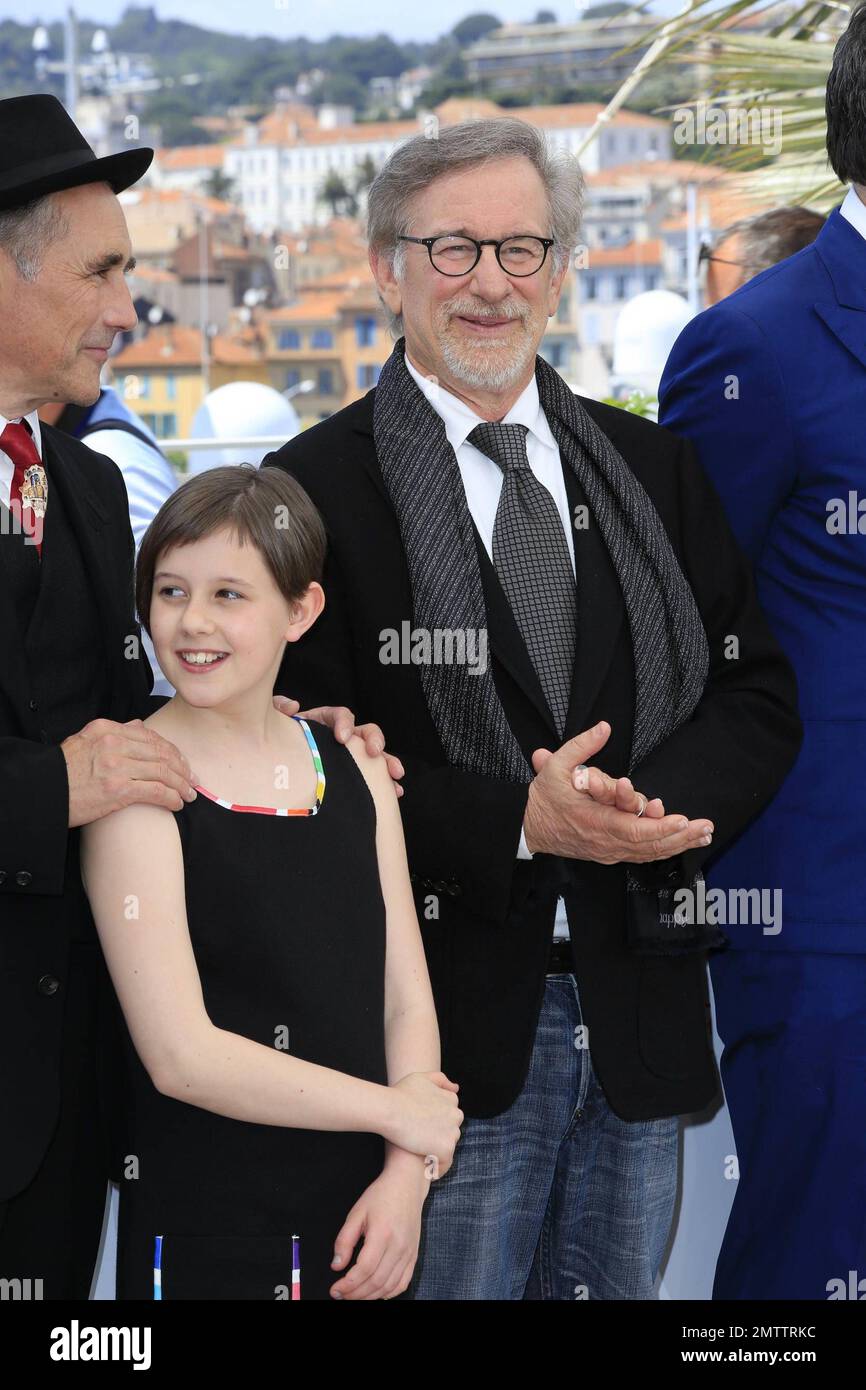 Ruby Barnhill, Steven Spielberg at 'The BFG' Photocall in Cannes ...