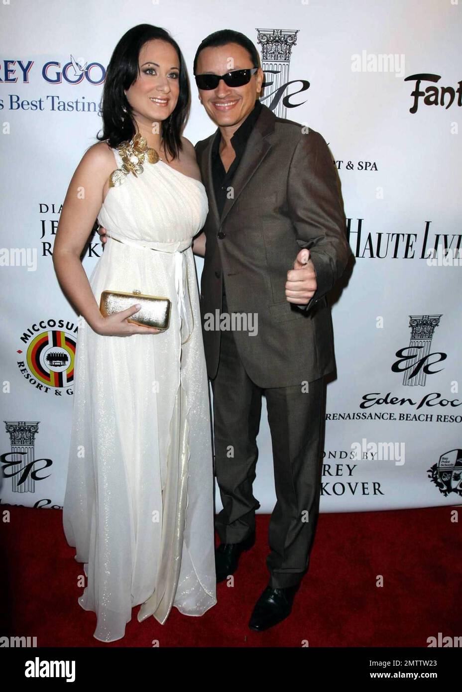 Elvis Crespo attends the 14th annual 'The Blacks' Annual Gala 2009 at ...