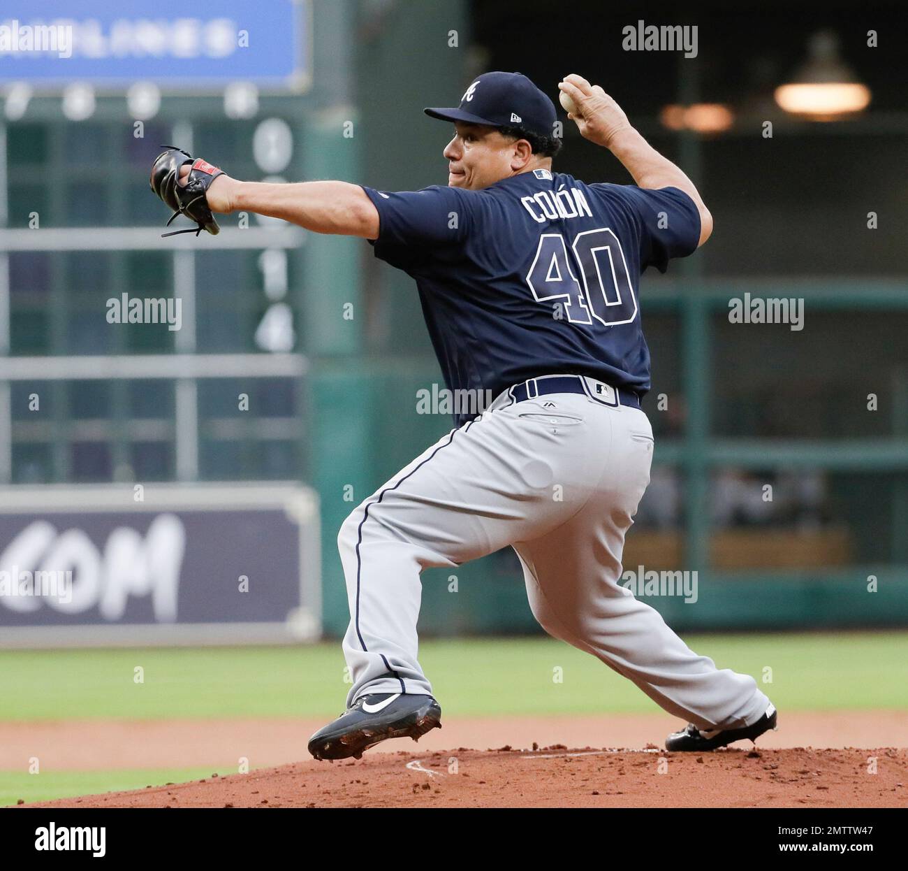Atlanta Braves starting pitcher Bartolo Colon throws against the ...