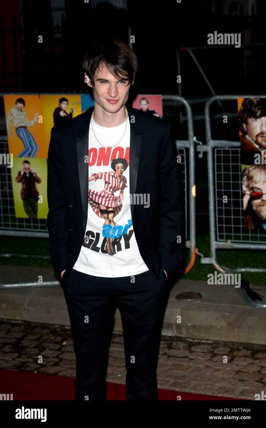 Tom sturridge (the boat that rocked) hi-res stock photography and ...