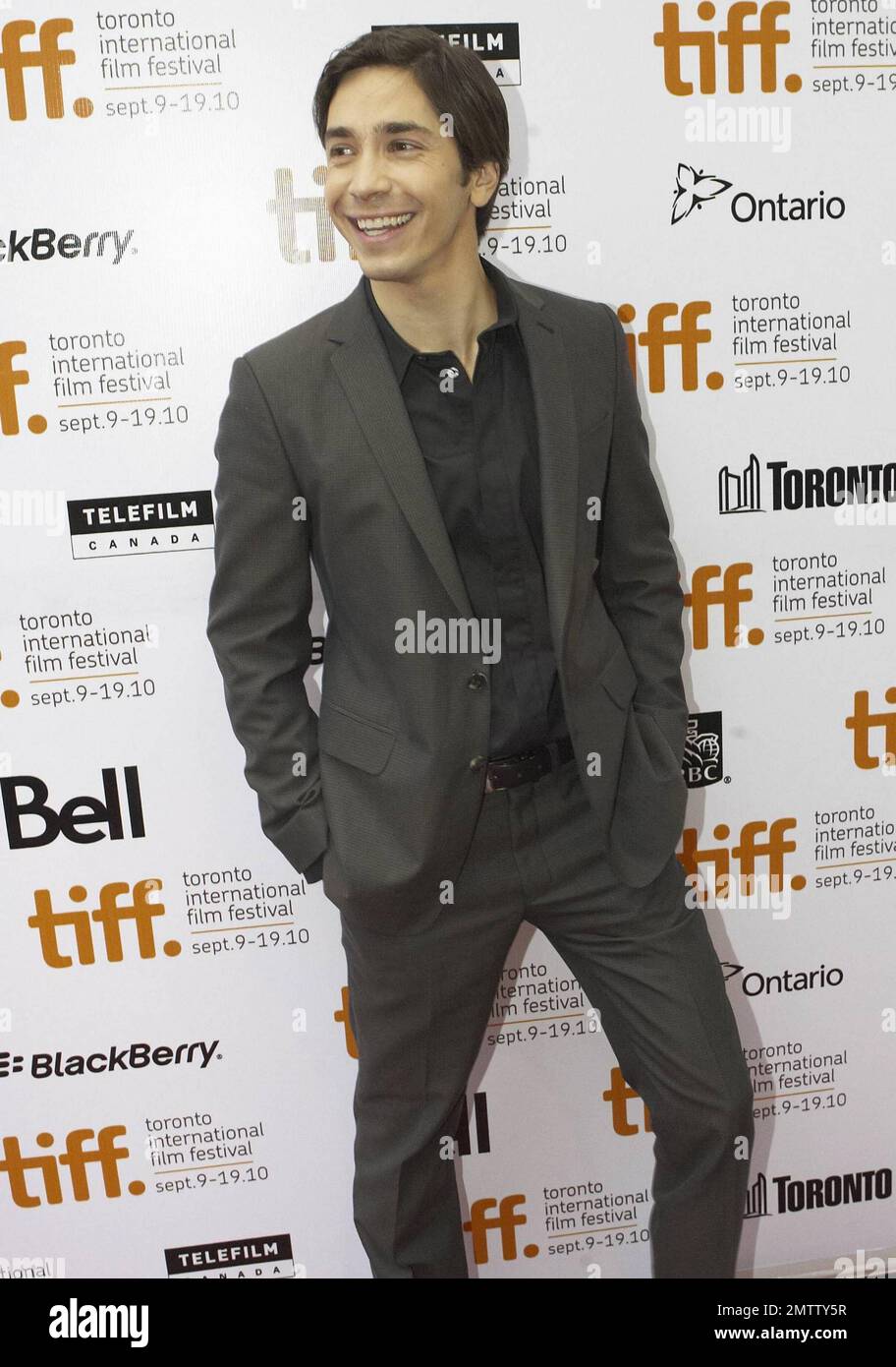 Justin Long arrives at the premiere of "The Conspirator" held at Roy ...