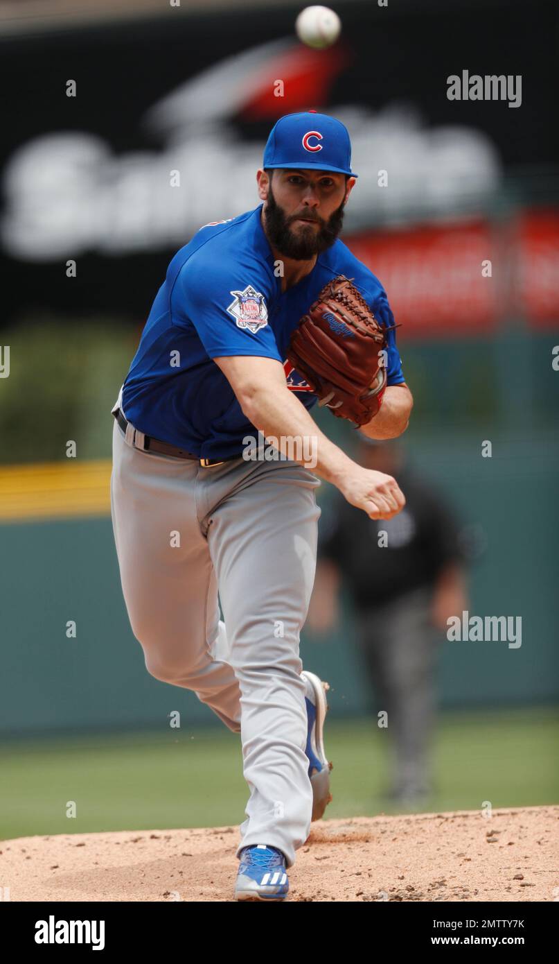 Chicago Cubs starting pitcher Jake Arrieta delivers a pitch to Colorado ...