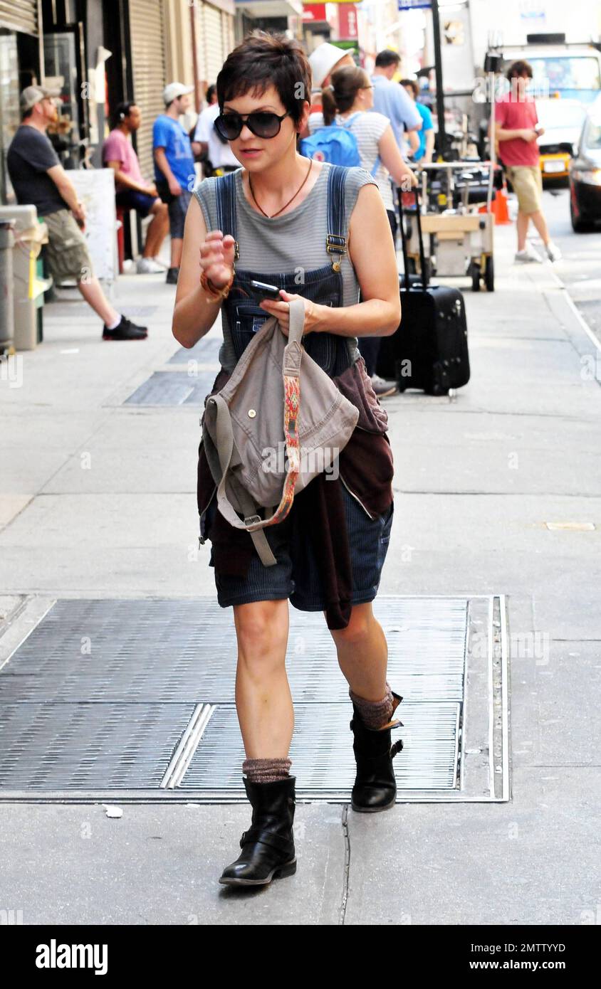 Sasha Baron Cohen and Anna Faris film scenes for their new movie "The ...