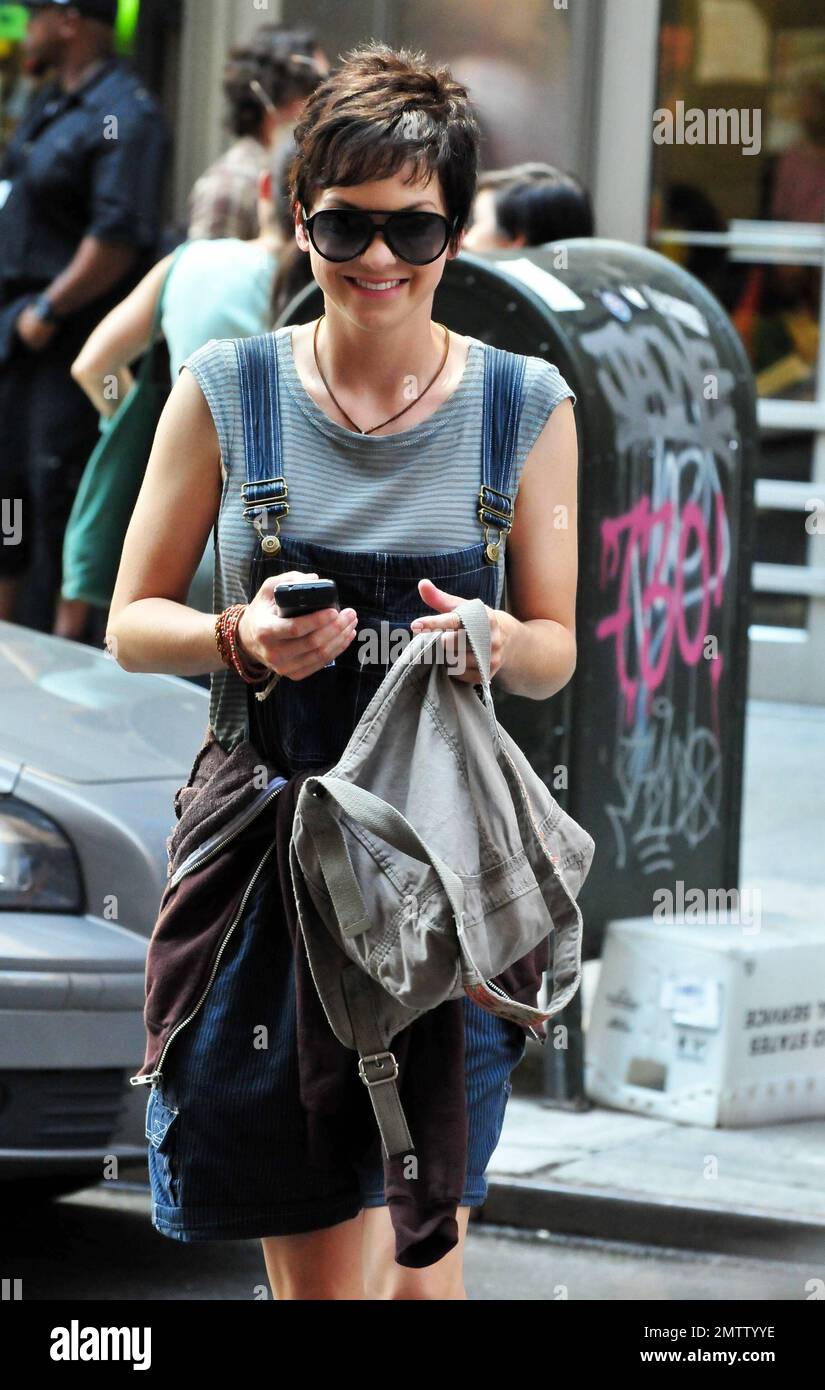 Sasha Baron Cohen and Anna Faris film scenes for their new movie "The ...