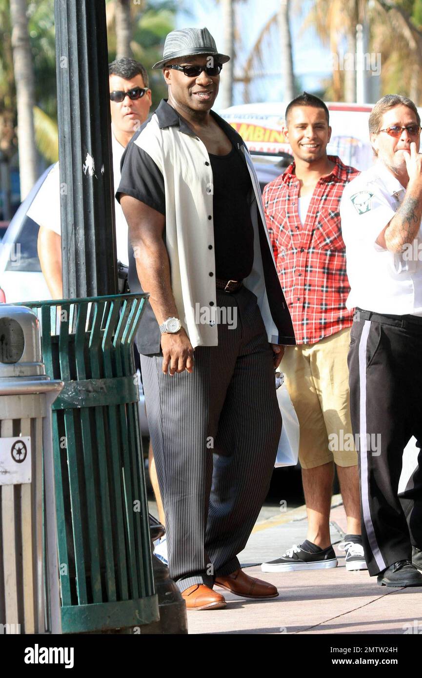 Shooting on location Michael Clarke Duncan, Saffron Burrows and Geoff ...