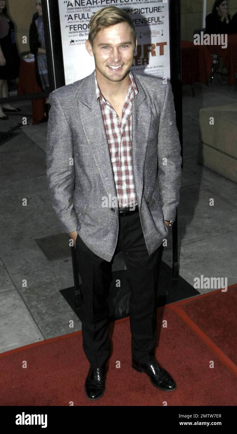 Brian Geraghty at The Hurt Locker Los Angeles Red Carpet Event at the ...