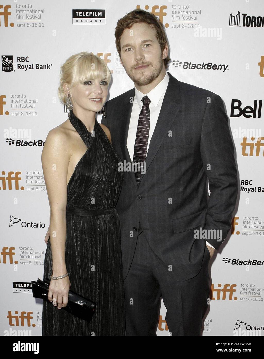 Jayma Mays and husband Adam Campbell at "The Ides of March" Premiere at ...