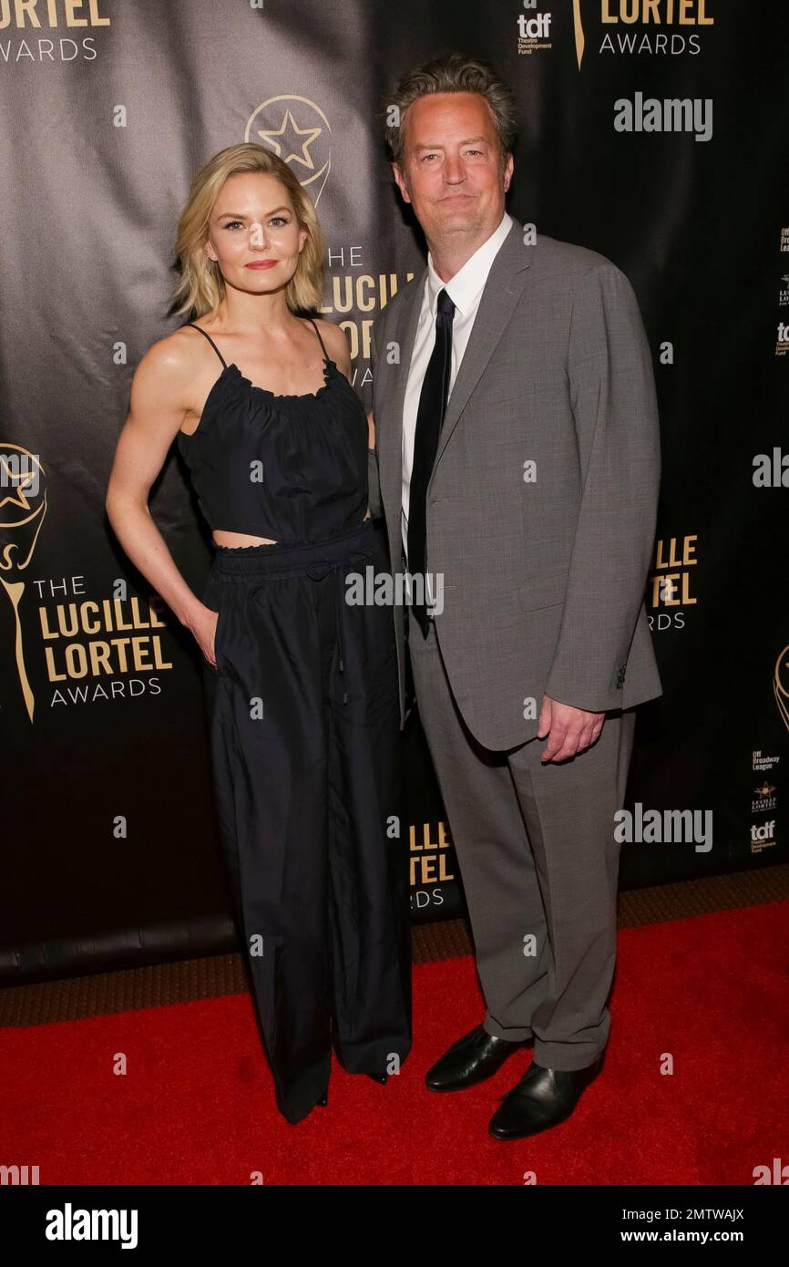 Actress Jennifer Morrison, left, and actor Matthew Perry attend the ...
