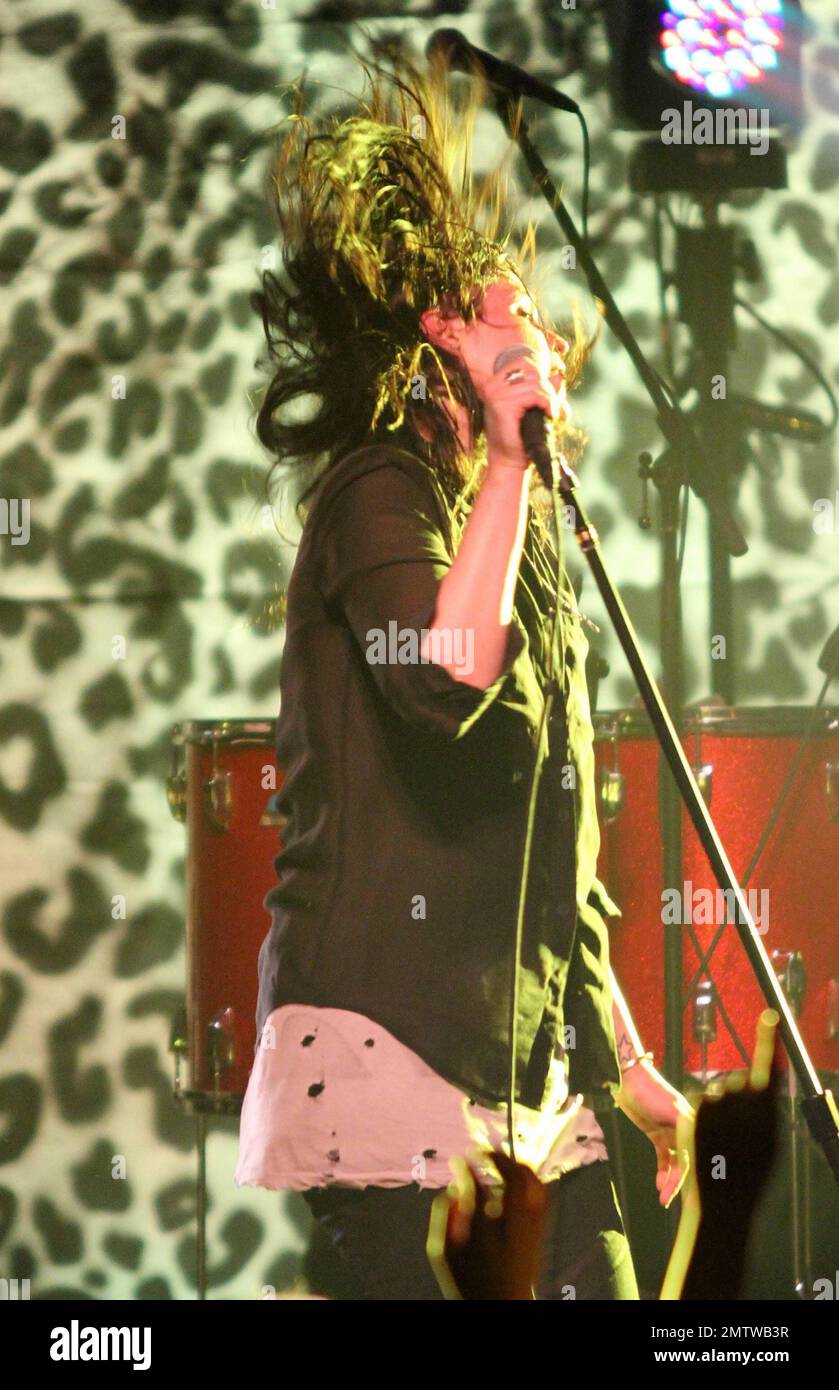 British guitarist Jamie Hince, fiance of top model Kate Moss, and ...