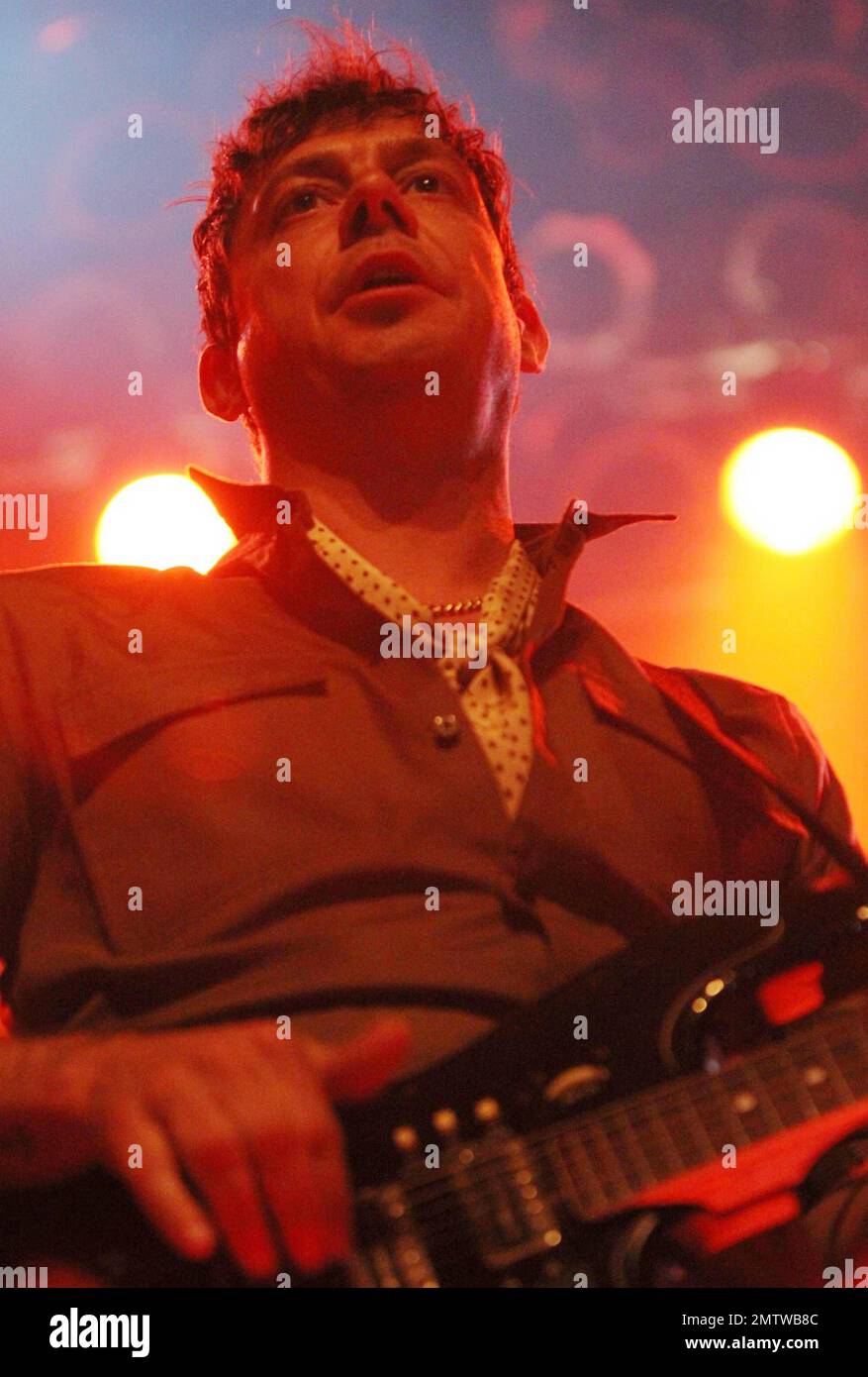 Kate moss and jamie hince wedding hi-res stock photography and images ...