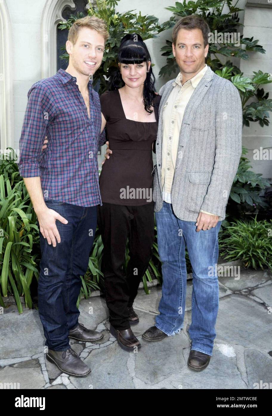 Barrett Foa, Pauley Perrette, and Michael Weatherly at a reading of ...