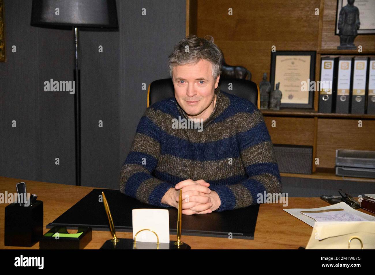 Cologne, Deutschland. 01st Feb, 2023. Actor Daniel AICHINGER plays the ...
