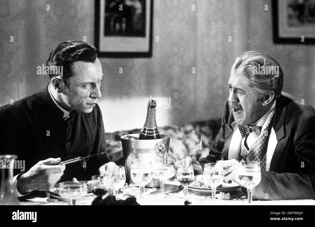 Drôle de drame Year: 1937 - France Michel Simon, Louis Jouvet Director ...