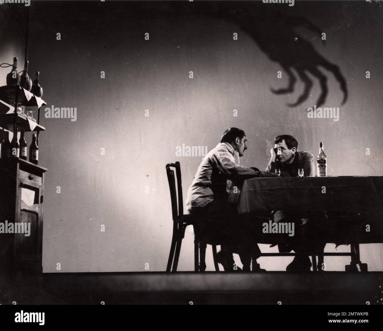 La Main du Diable Year: 1943 - France Director: Maurice Tourneur Stock ...