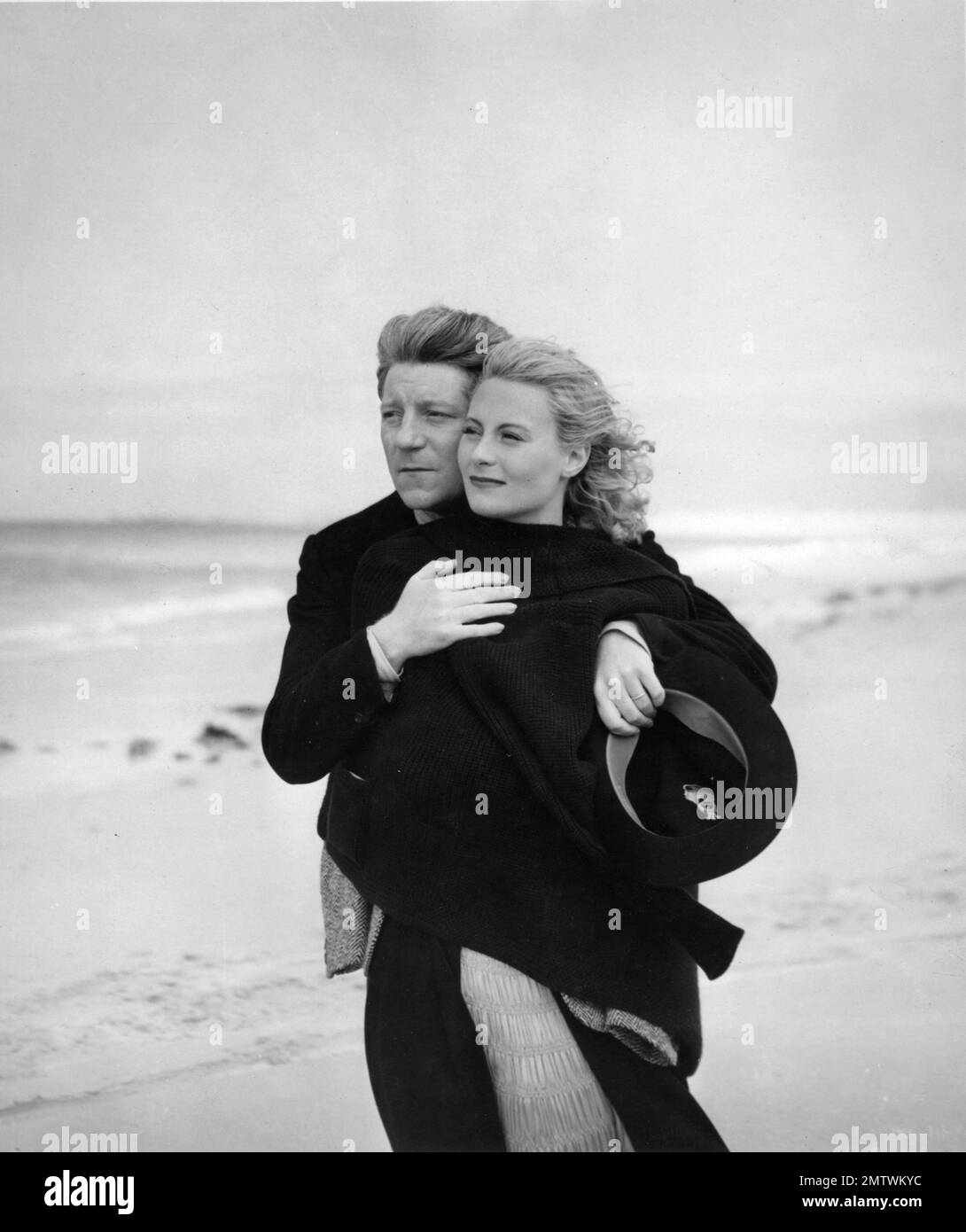 Remorques Year: 1941 - France Jean Gabin, Michèle Morgan Director: Jean ...