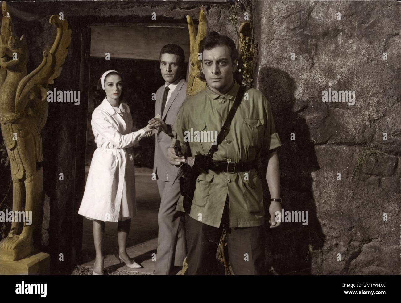 Banco à Bangkok pour OSS 117 Year : 1964 France / Italy Director ...