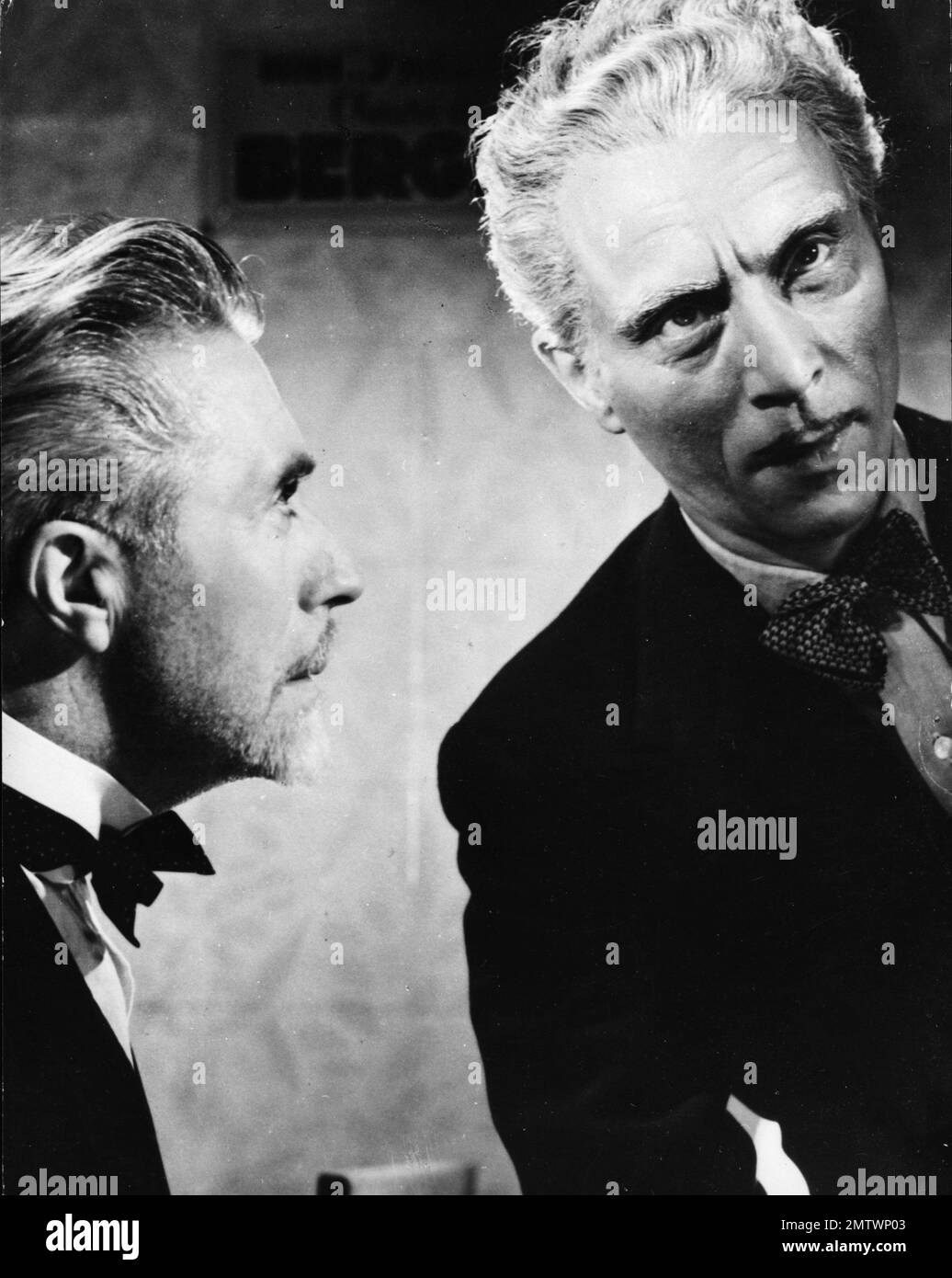 1939 france director julien duvivier louis jouvet hi-res stock ...