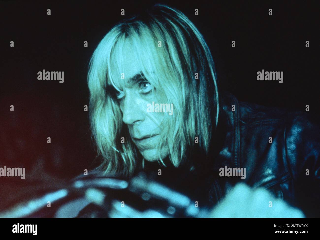 1996 usa director tim pope iggy pop hi-res stock photography and images ...