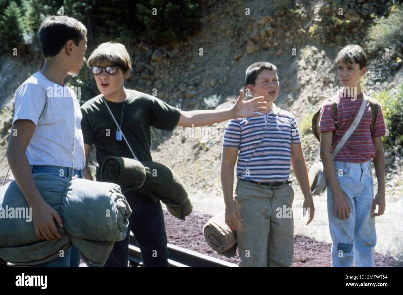 1986 usa director rob reiner wil wheaton river phoenix hi-res stock ...