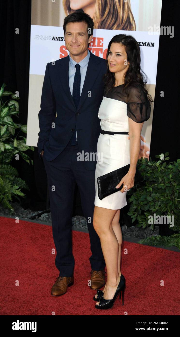Jason Bateman and wife Amanda Anka at the premiere of "The Switch" at ...