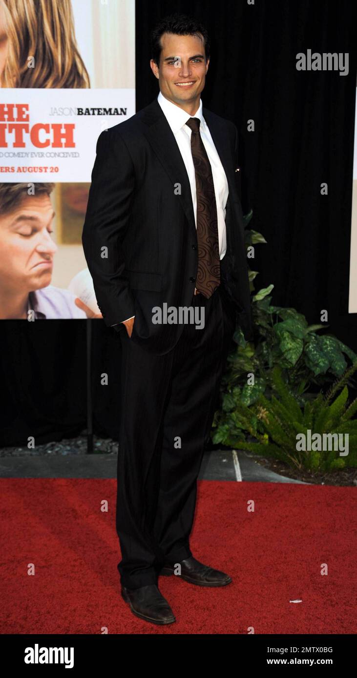 Actor Scott Elrod at the premiere of "The Switch" at the Arclight ...