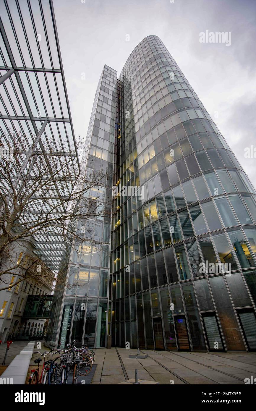 Dusseldorf, Deutschland. 01st Feb, 2023. The branch of the management ...