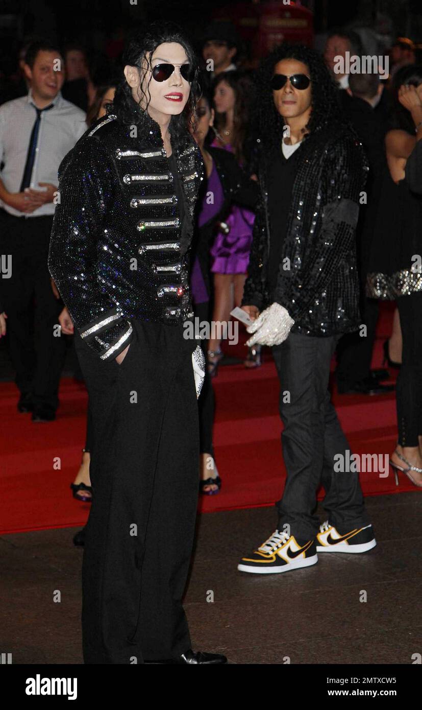 Navi, the UK's most famous Michael Jackson impersonator at the This Is ...