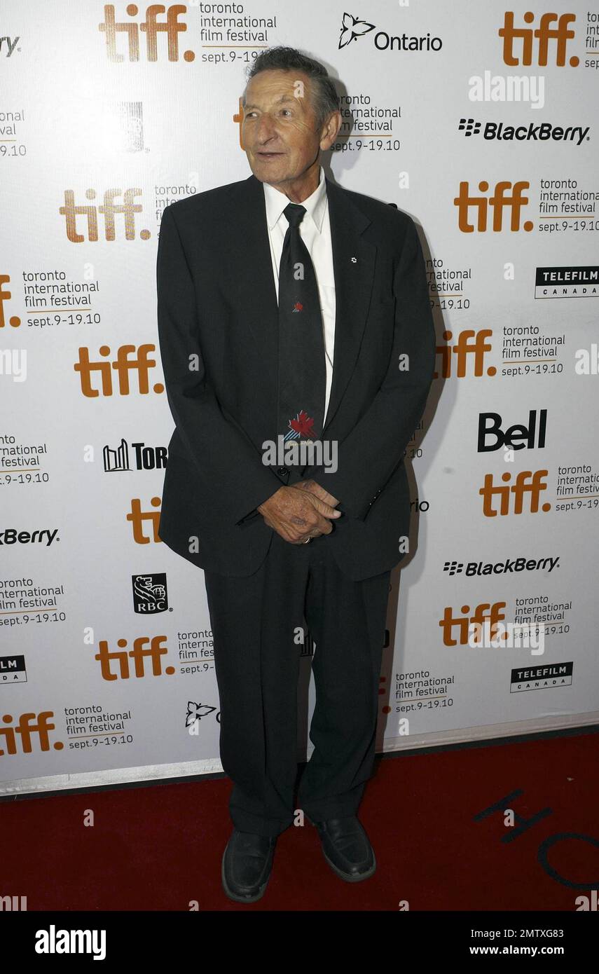 Walter Gretsky at the premiere gala screening of "Score: A Hockey ...