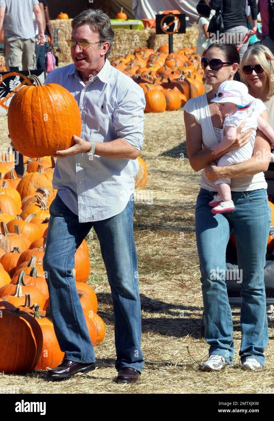 Actor Tim Allen, wife Jane Hajduk and daughter Elizabeth spend a day at ...