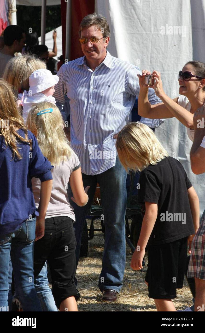 Actor Tim Allen, wife Jane Hajduk and daughter Elizabeth spend a day at ...