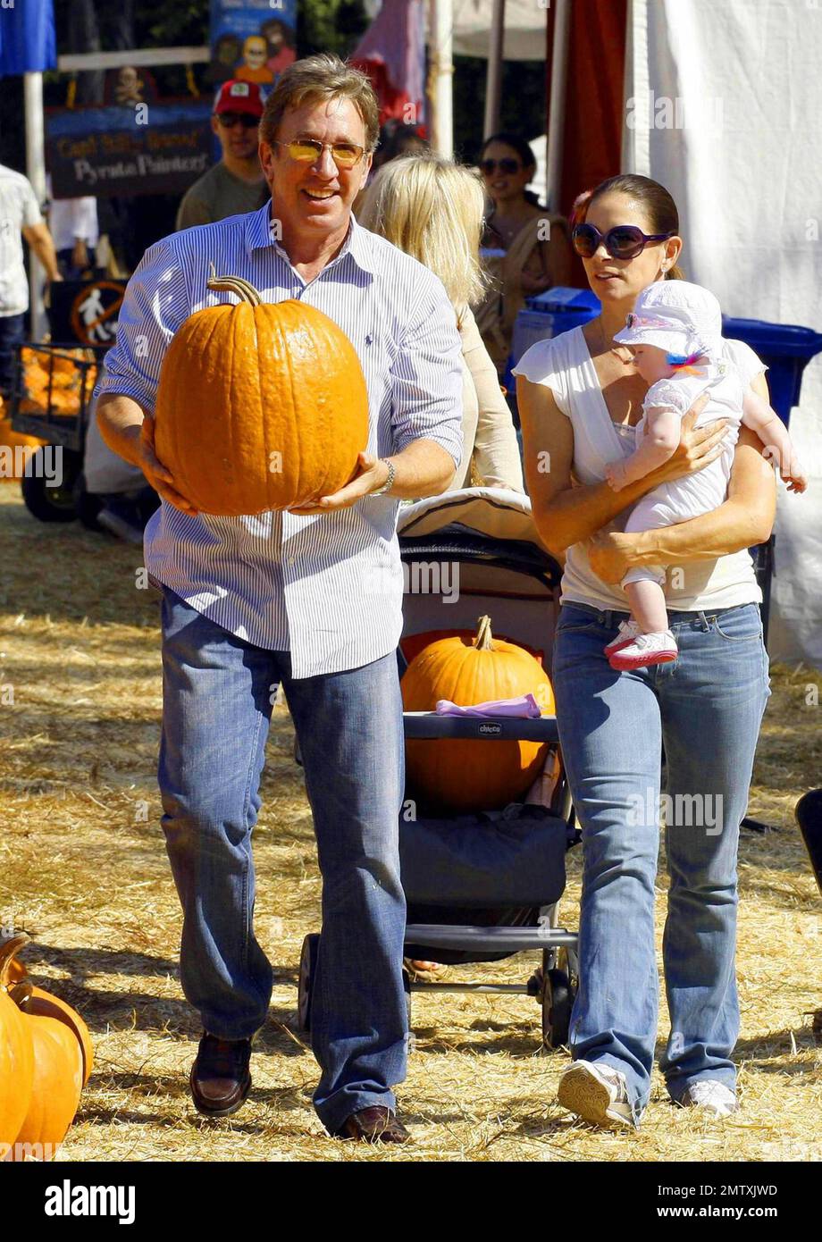 Tim Allen, wife Jane Hajduk and daughter Elizabeth hunt for their ...