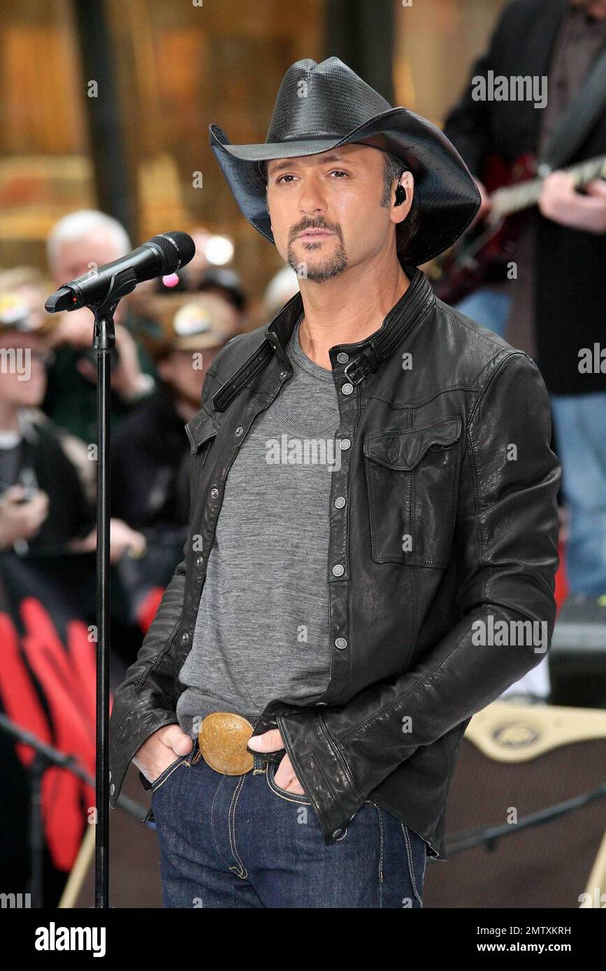 Award winning country singer, and husband to Faith Hill, Tim McGraw ...