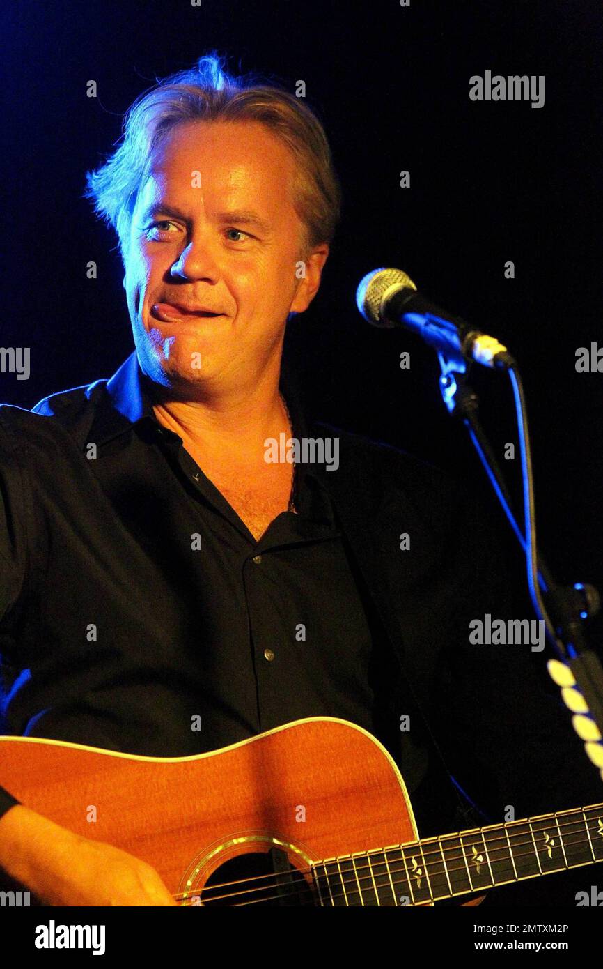 EXCLUSIVE!! Tim Robbins and The Rogues Gallery Band play live in ...