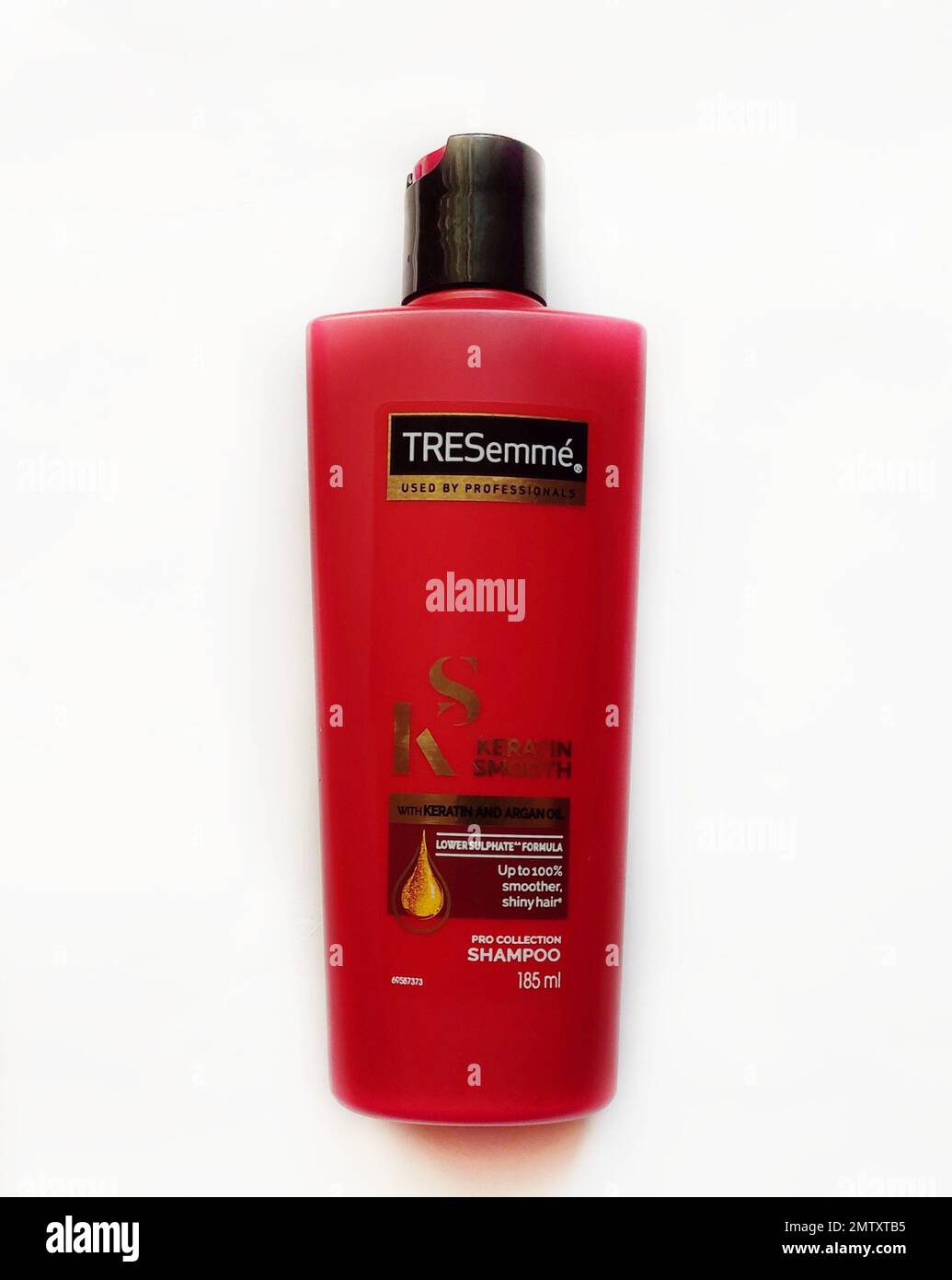 Tresemme bottle hi-res stock photography and images - Alamy