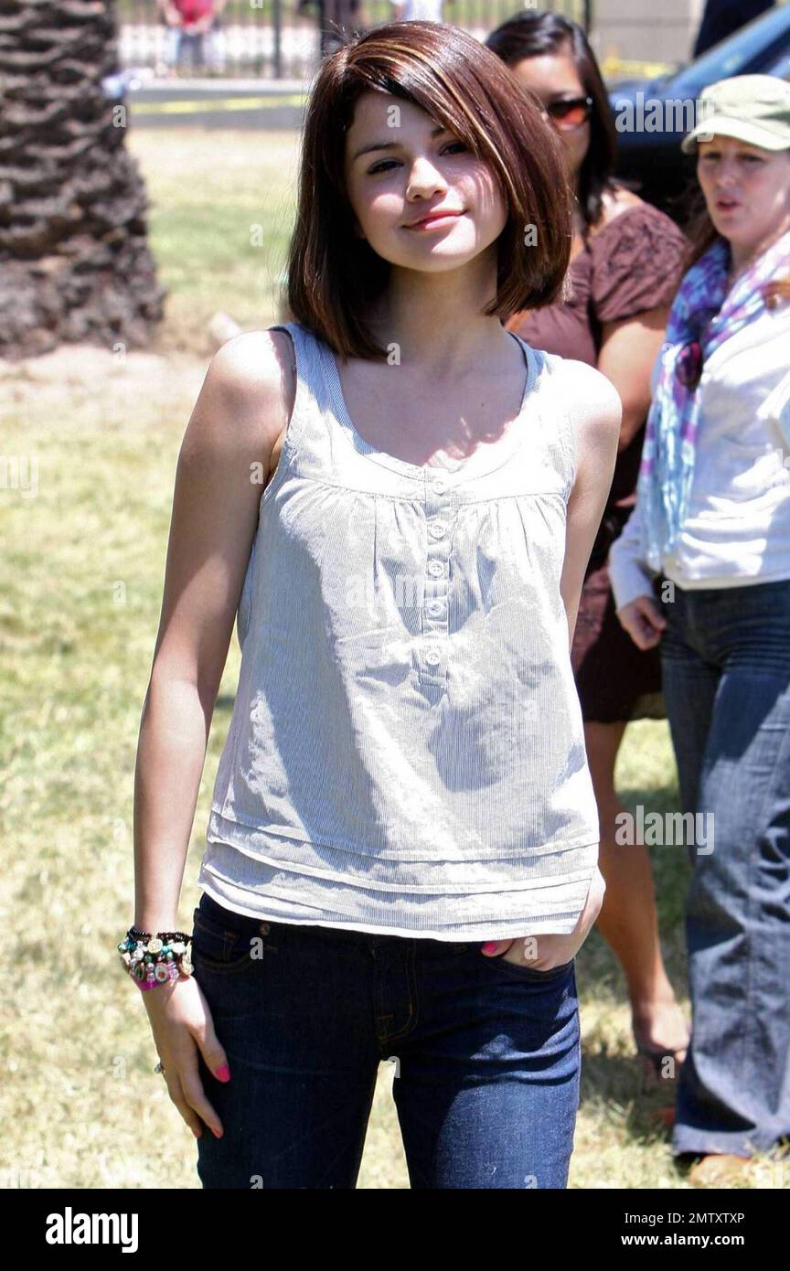 Selena Gomez and her mother at the 20th Aniversary of A Time For Heroes ...