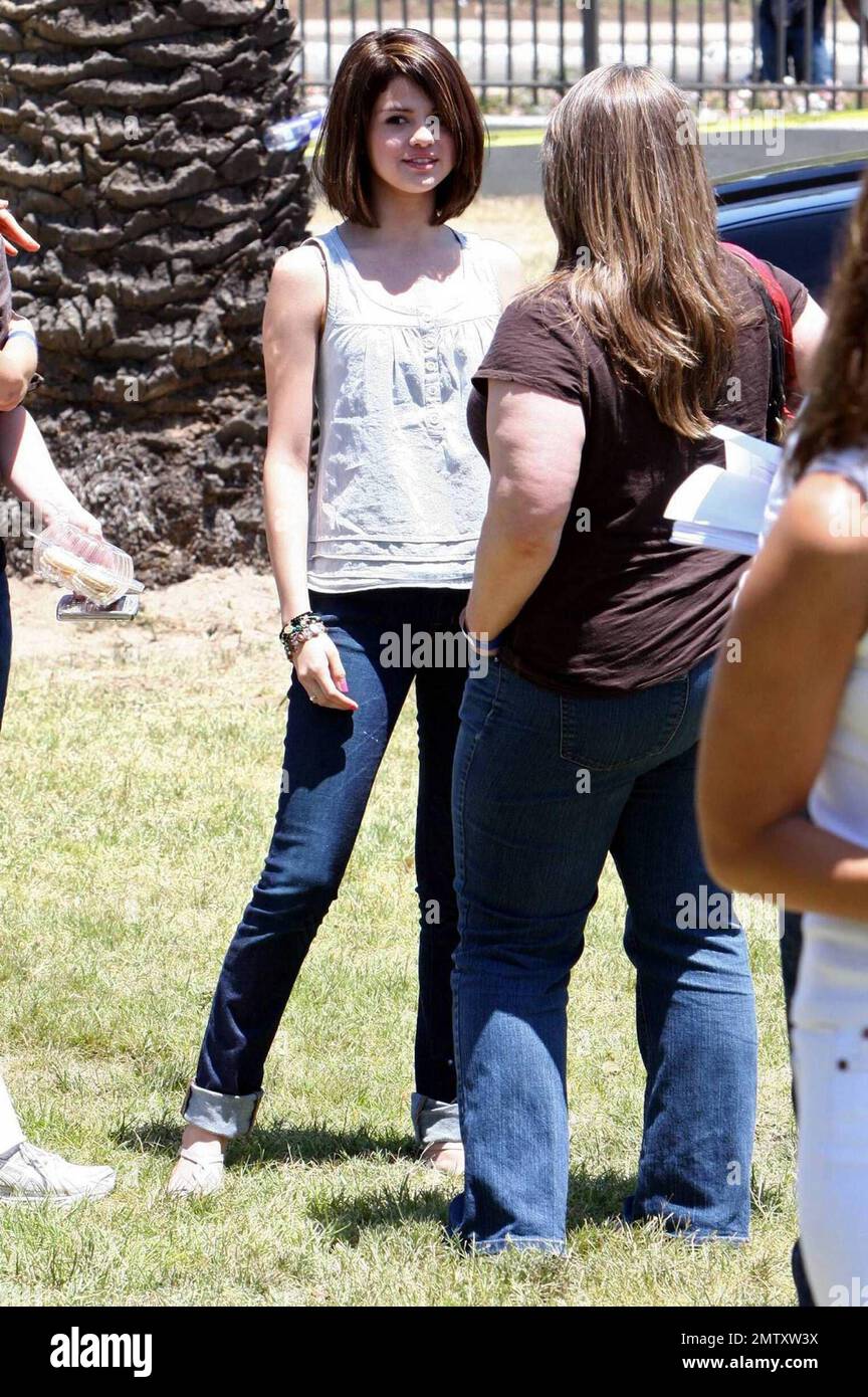 Selena Gomez and her mother at the 20th Aniversary of A Time For Heroes ...