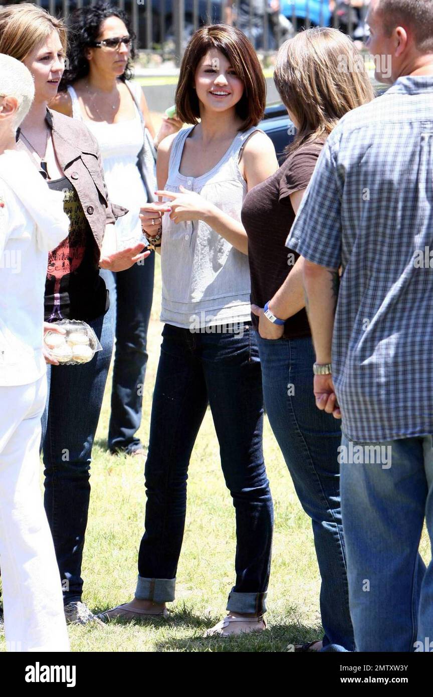 Selena Gomez and her mother at the 20th Aniversary of A Time For Heroes ...