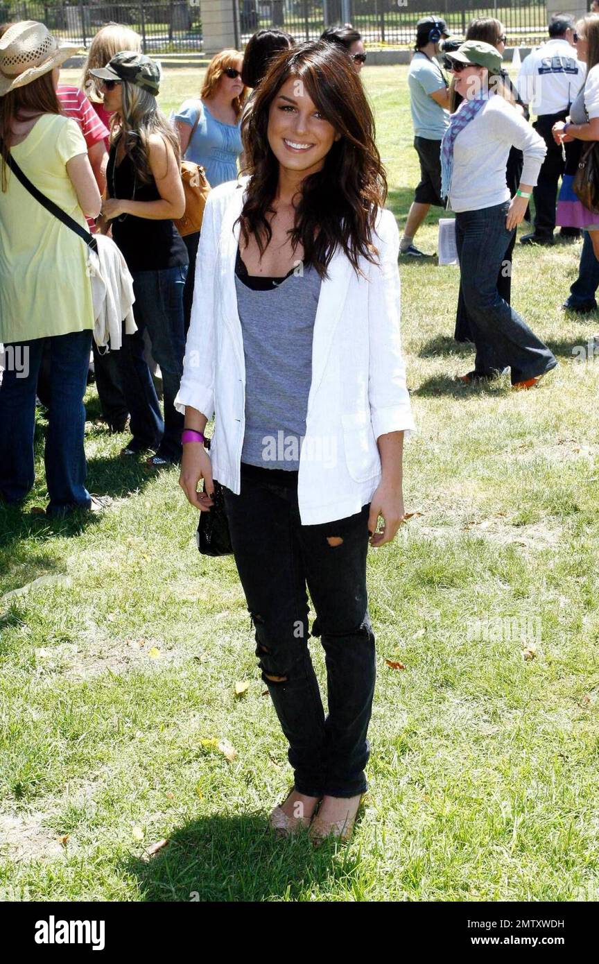 Shenea Grimes at the 20th Aniversary of A Time For Heroes Celebrity ...