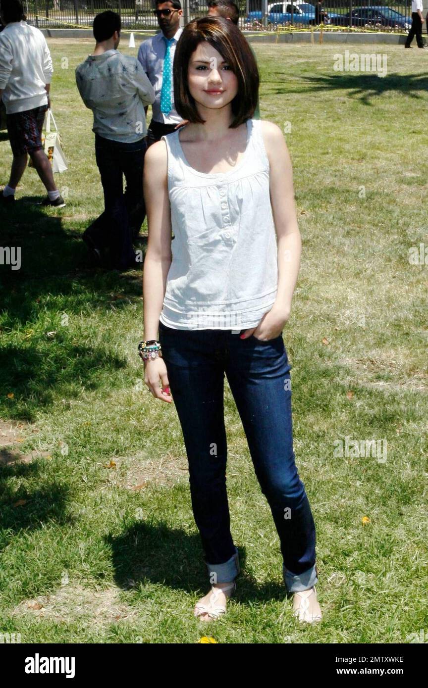 Selena Gomez and her mother at the 20th Aniversary of A Time For Heroes ...