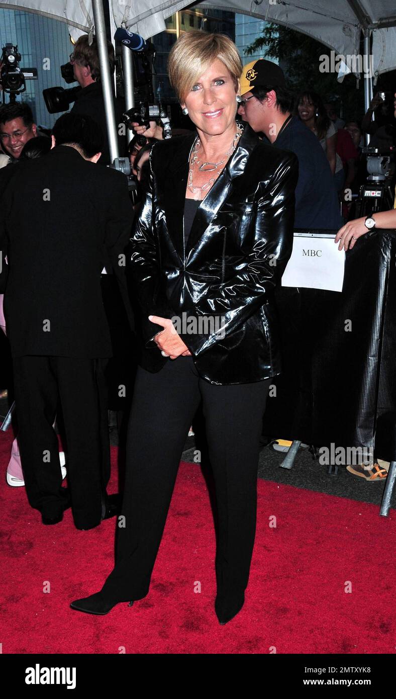 Suze Orman walks the red carpet at Time's 100 Most Influential People ...