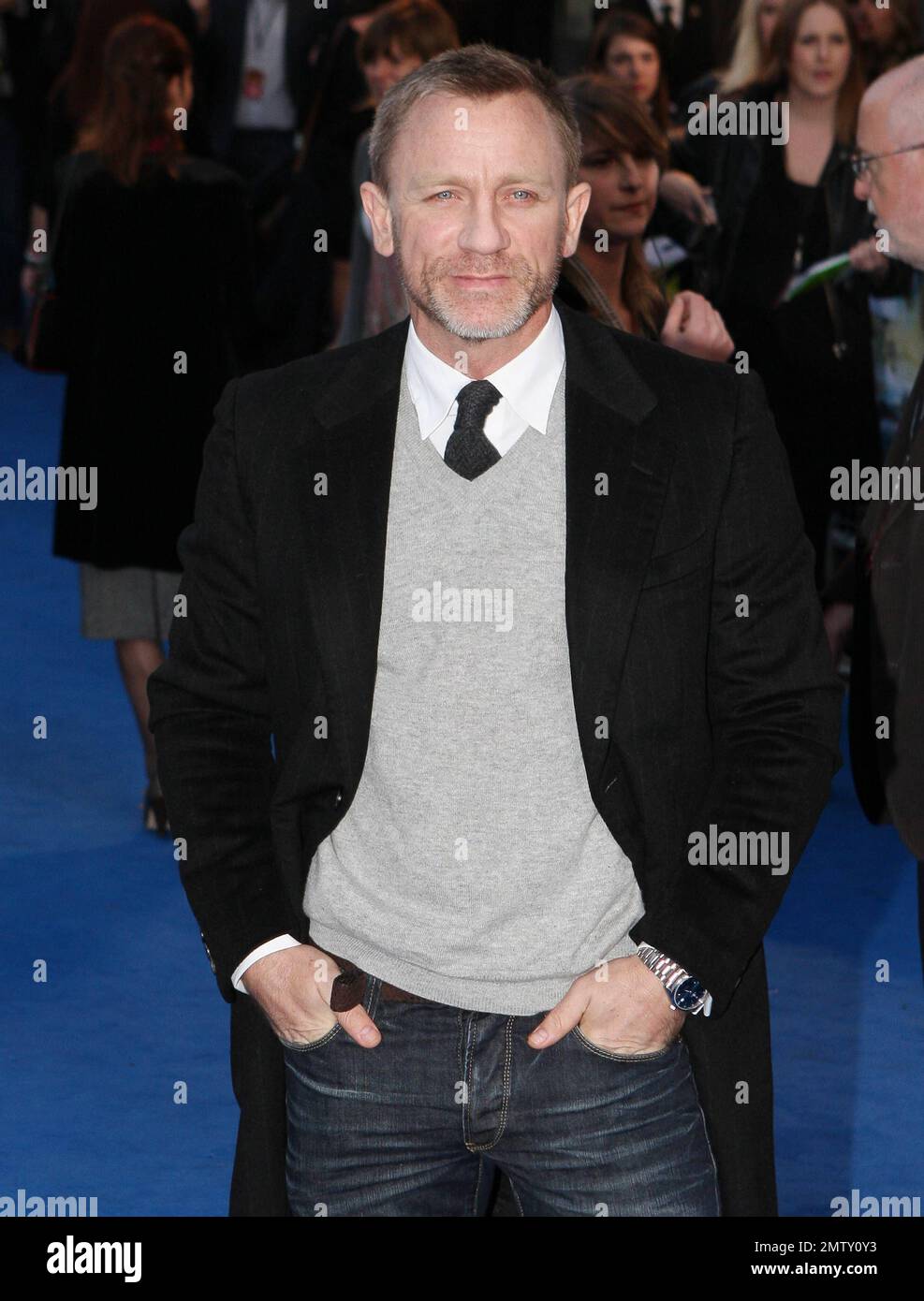 Daniel Craig attends the UK premiere of "Tintin" held at Odeon West End ...