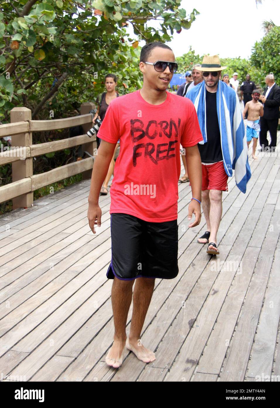 Tom Cruise celebrates his 49th birthday with a pool party at the Soho ...