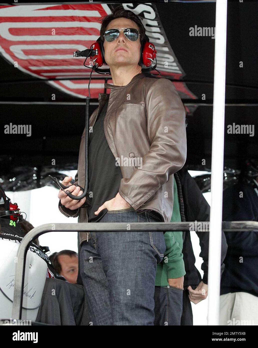 Tom cruise car race hi-res stock photography and images - Alamy