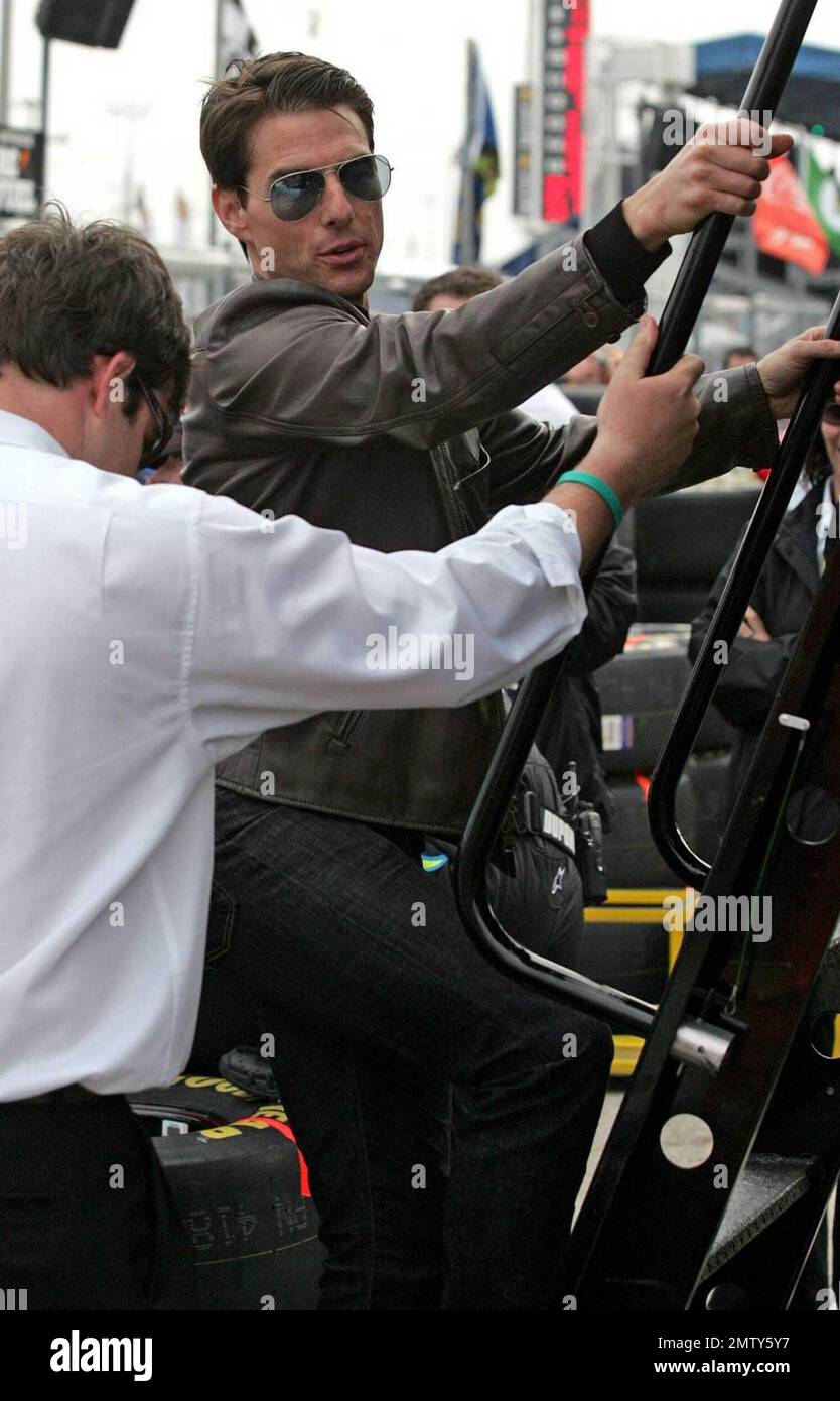 Tom cruise car race hi-res stock photography and images - Alamy